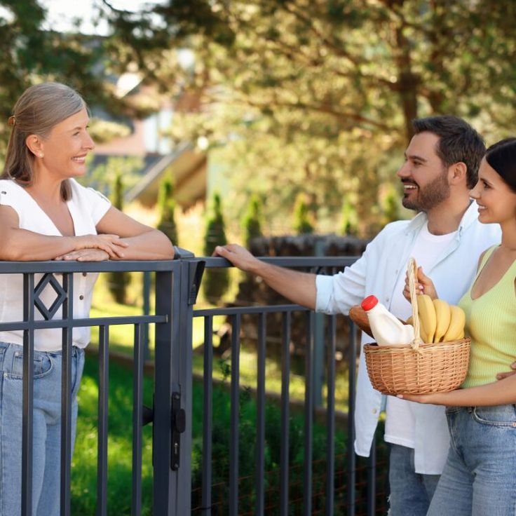 Tips for Moving to a New Community and Meeting Neighbors